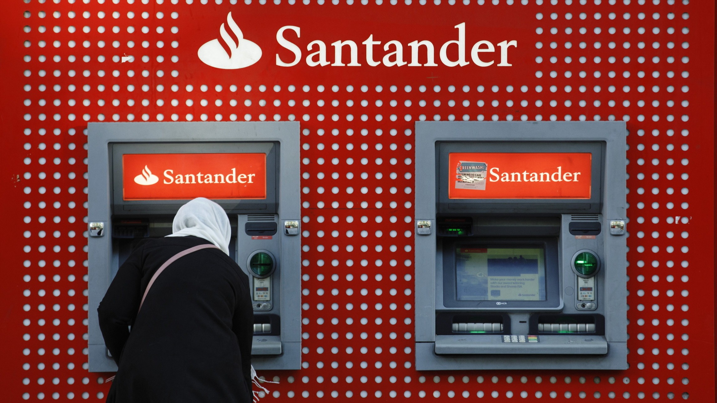 Santander launches personal pension with advice service to follow ...