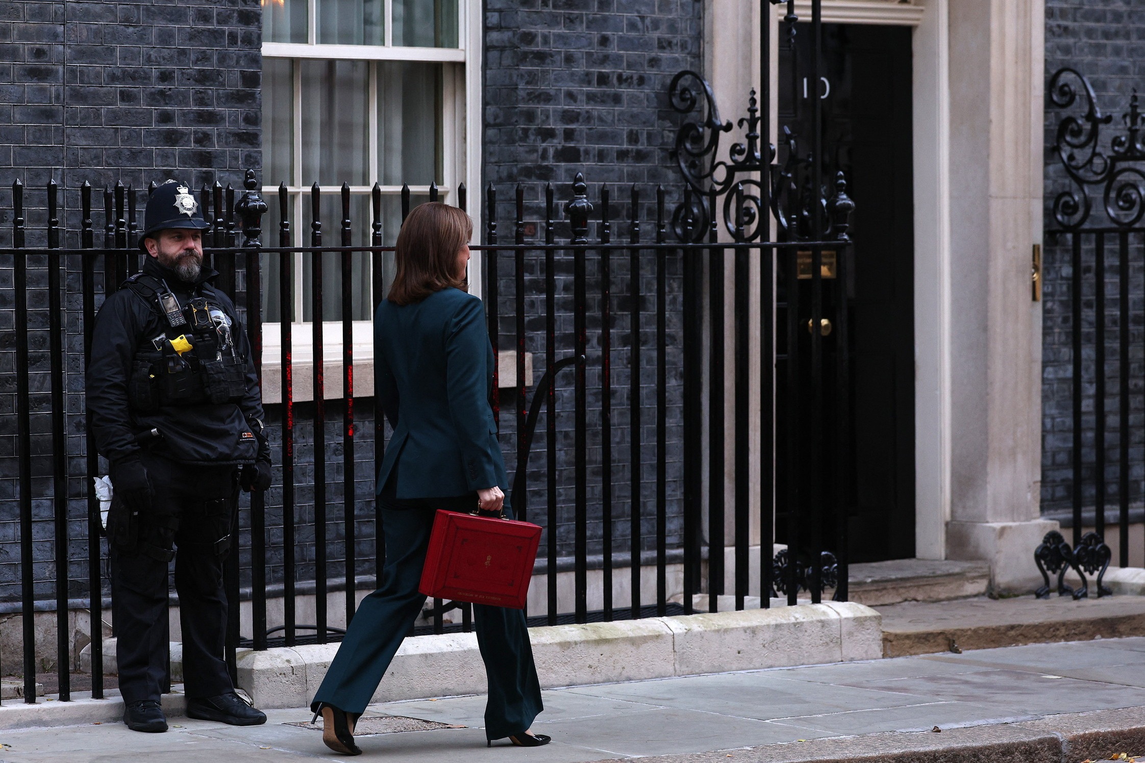Autumn Budget 2025: As it happened - FT Adviser