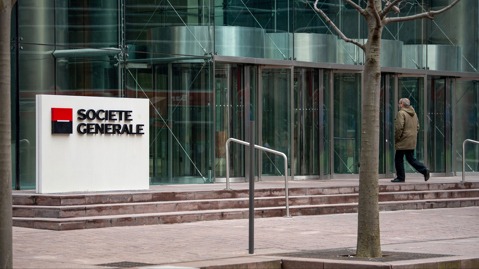 French banks remain resilient as political outlook deteriorates - The ...