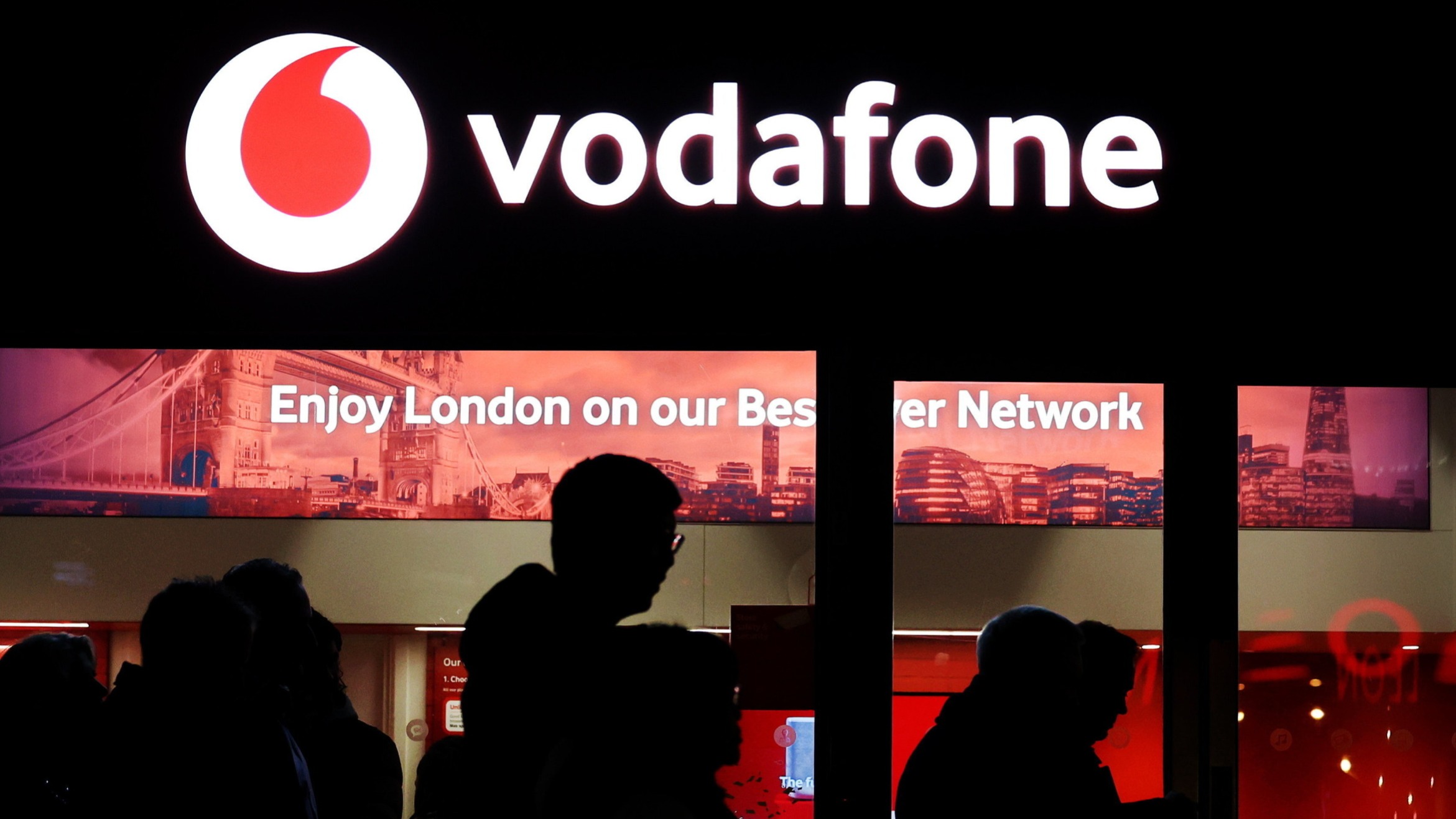 Vodafone ups dividend for first time since 2018 - Investors' Chronicle