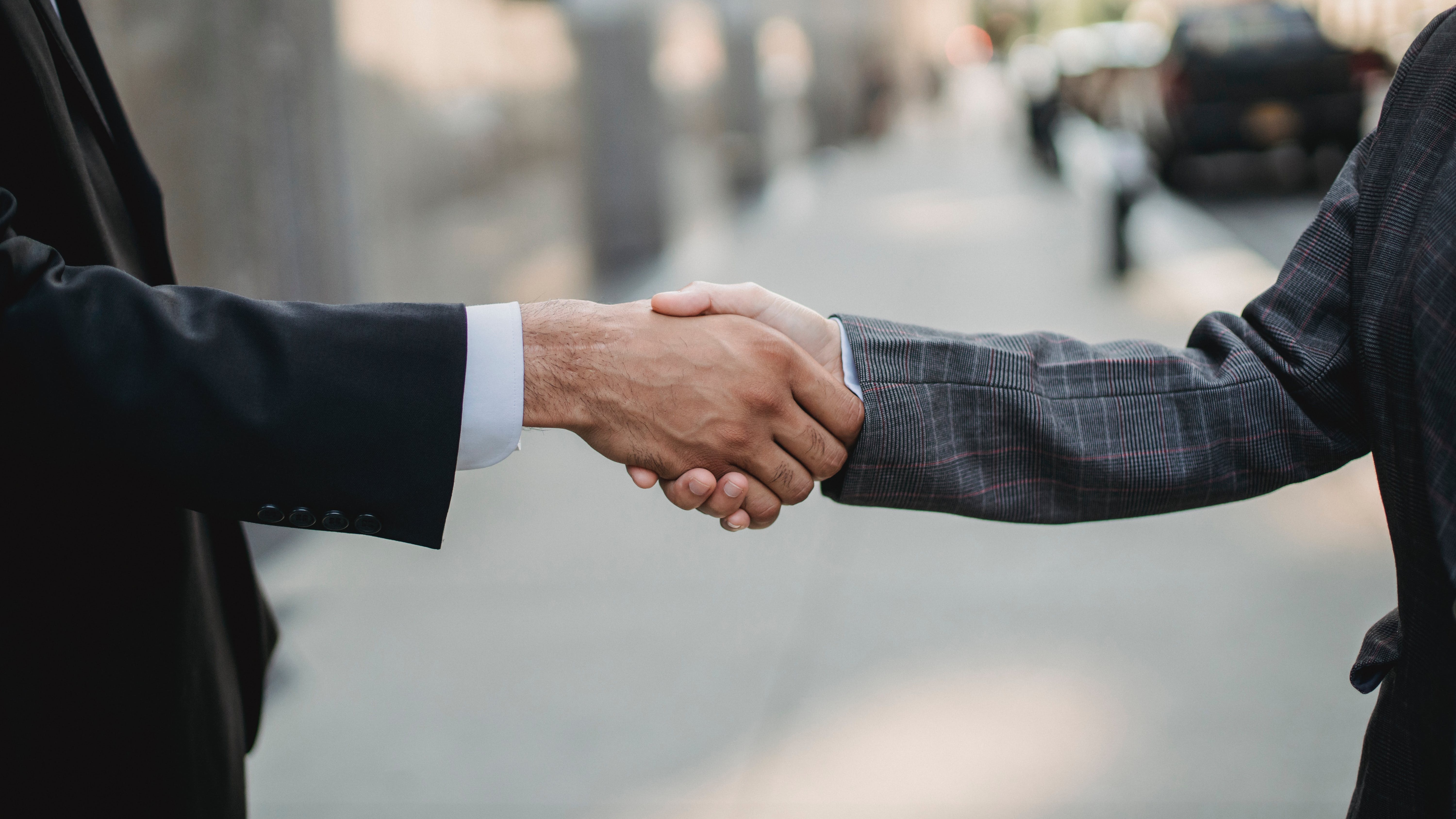 Benchmark partners with Insignis to offer cash management solutions ...