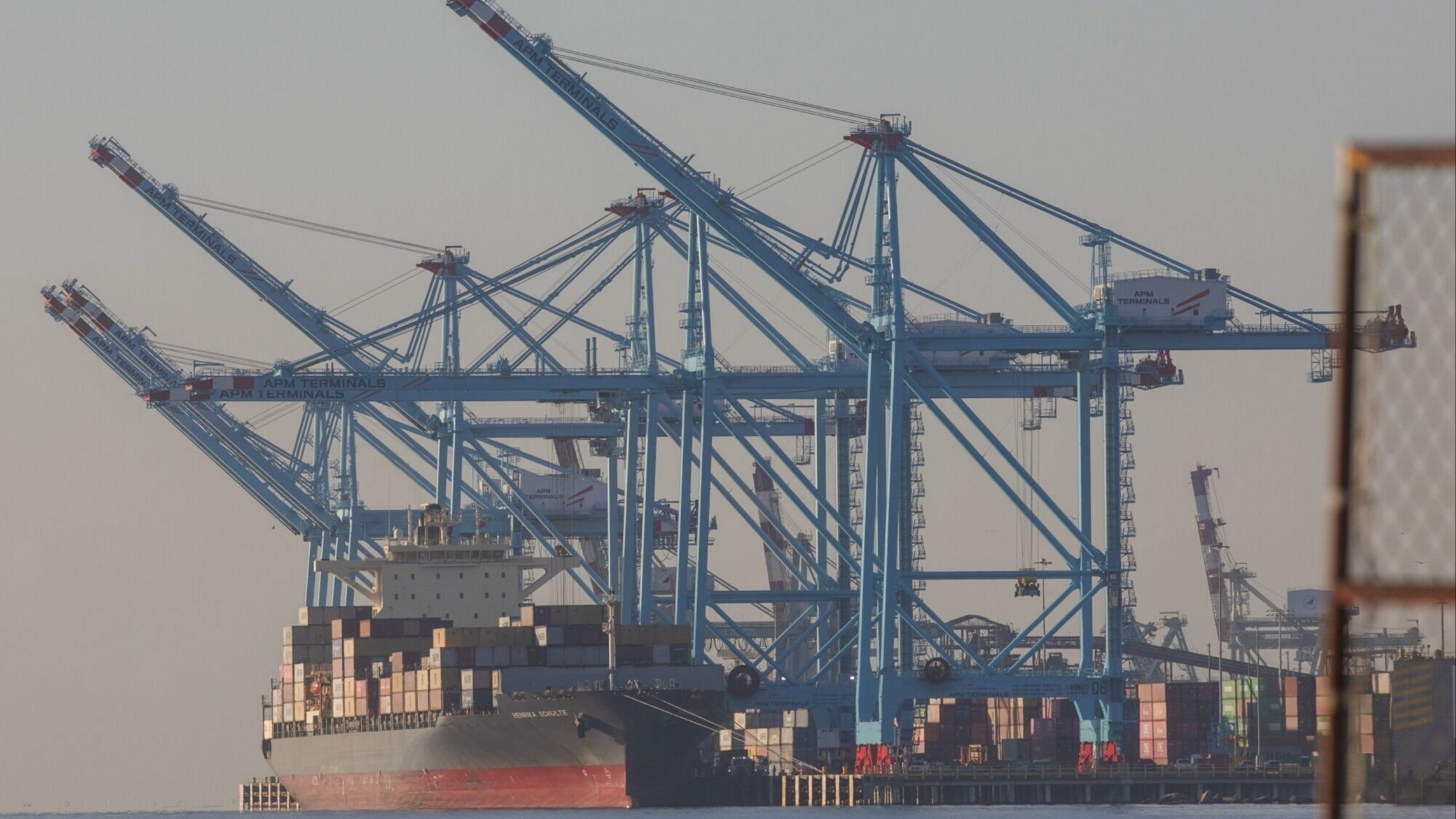 Banks warned of ripple effects from proposed US secondary tariffs - The ...