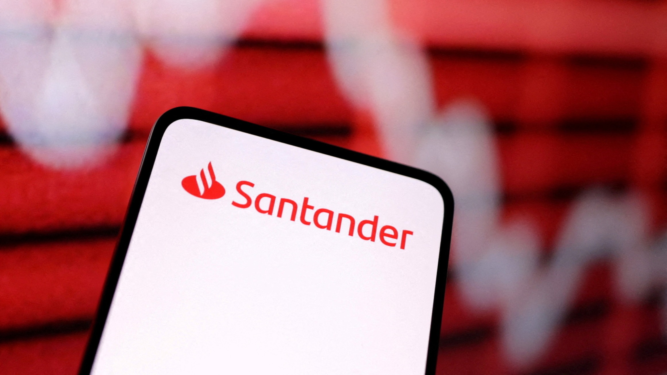 Santander makes three pledges to increase broker confidence - FTAdviser