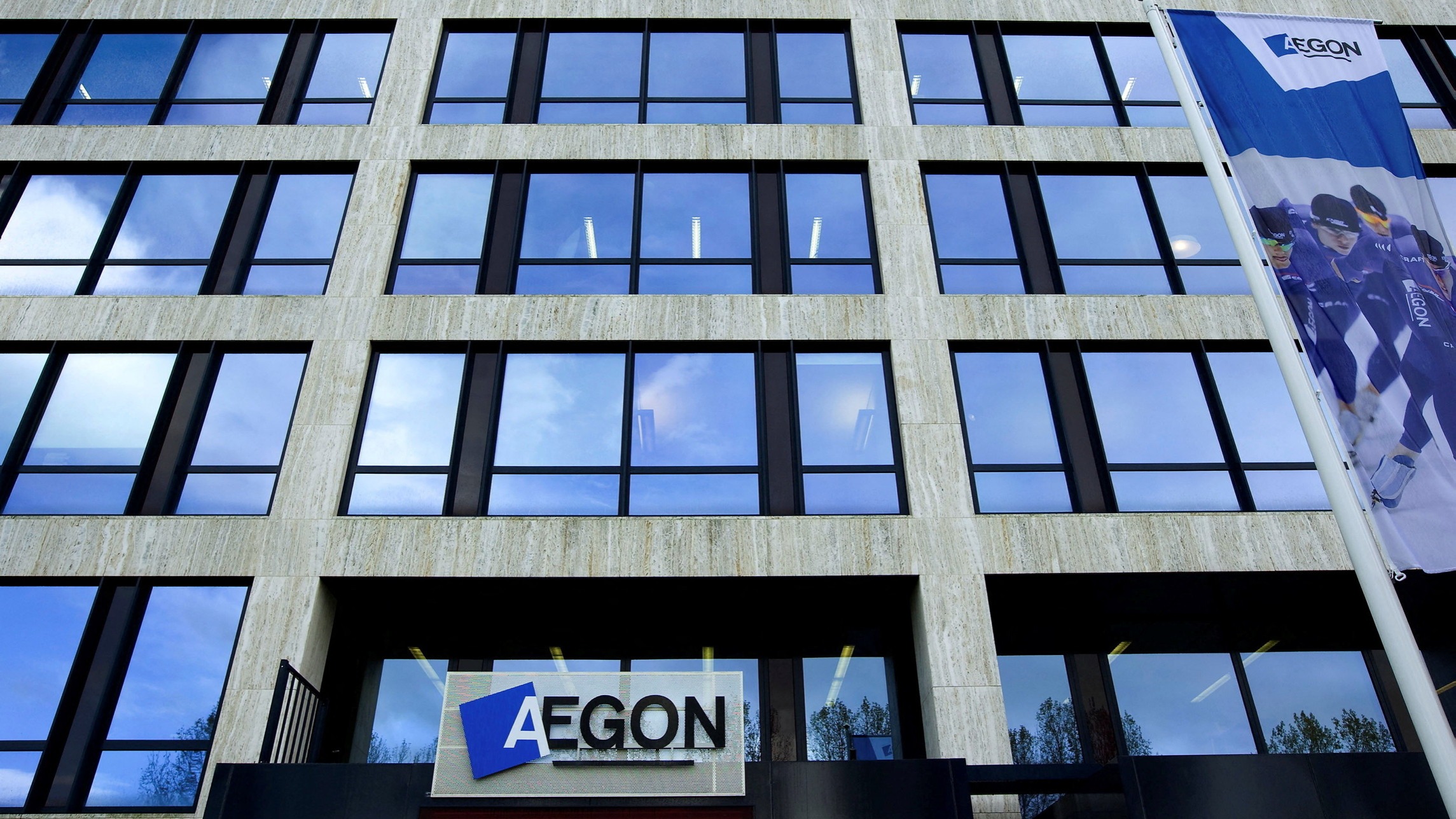 Adviser complains after transfer delays means client cannot access ...