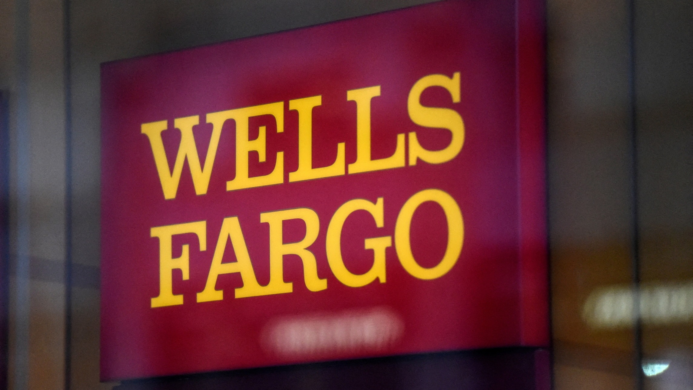 Wells Fargo cleared for growth as Fed lifts asset cap; Switzerland to ...