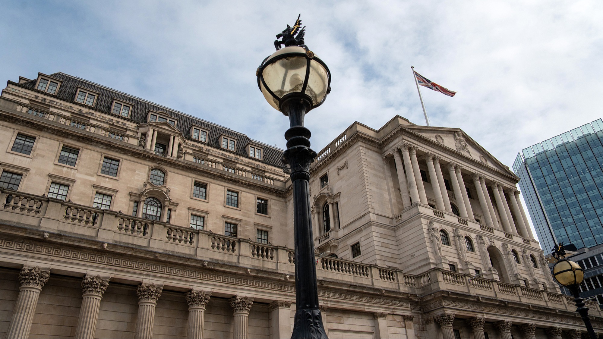 Bank of England pays out £33mn in bonuses - The Banker