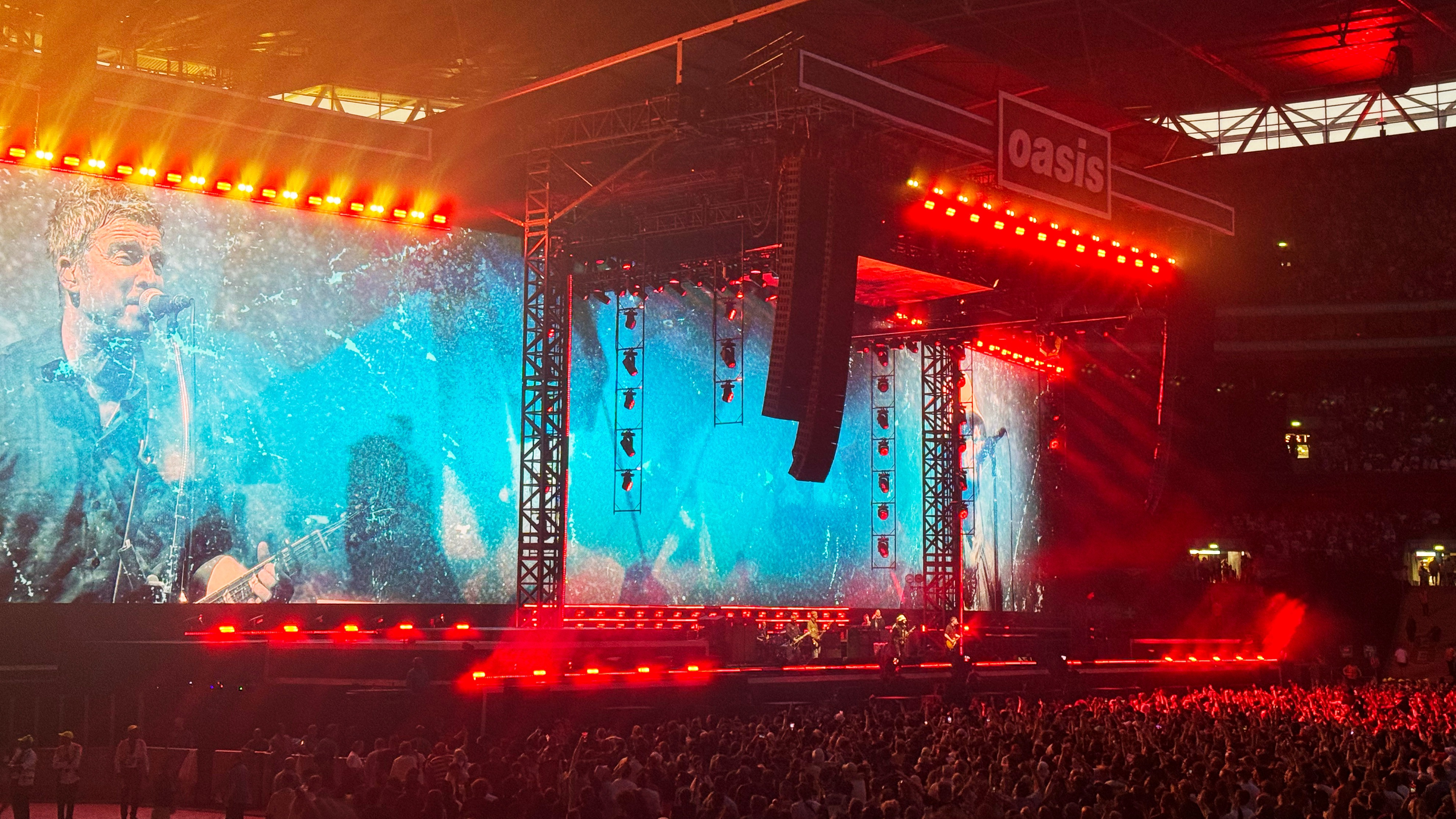 Live music boom strikes right chord for ticketing giants - Investors ...