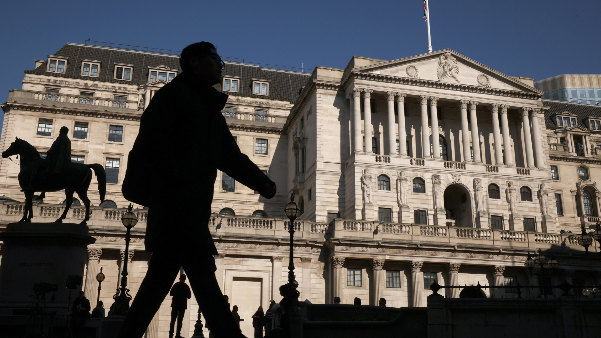BoE holds interest rates at 4.5% - FTAdviser